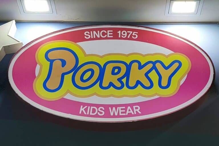 70 Funny Korean Signs, Images, And Konglish Fails 2025