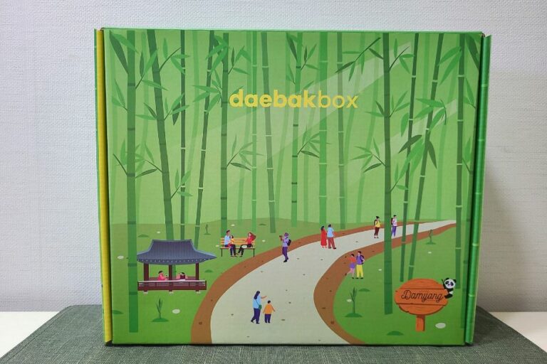 Daebak Box Review 2025: Korean Gift Box Delivered To You