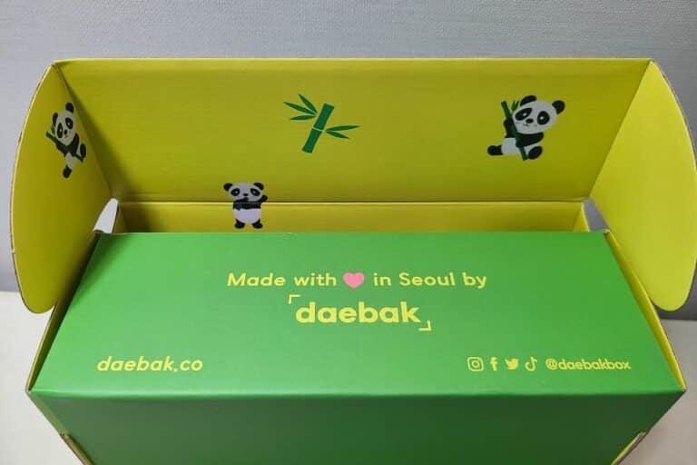 Daebak Box Review 2025: Korean Gift Box Delivered To You